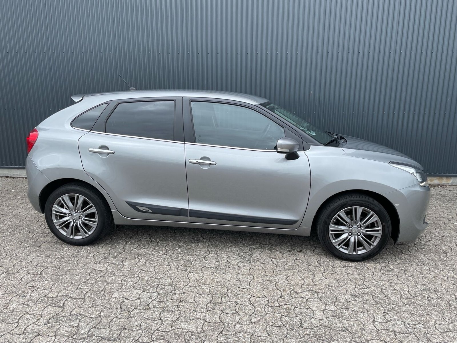 Brugt Suzuki Baleno 1,2 Dualjet 16V Exclusive Extra 90HK 5d til salg