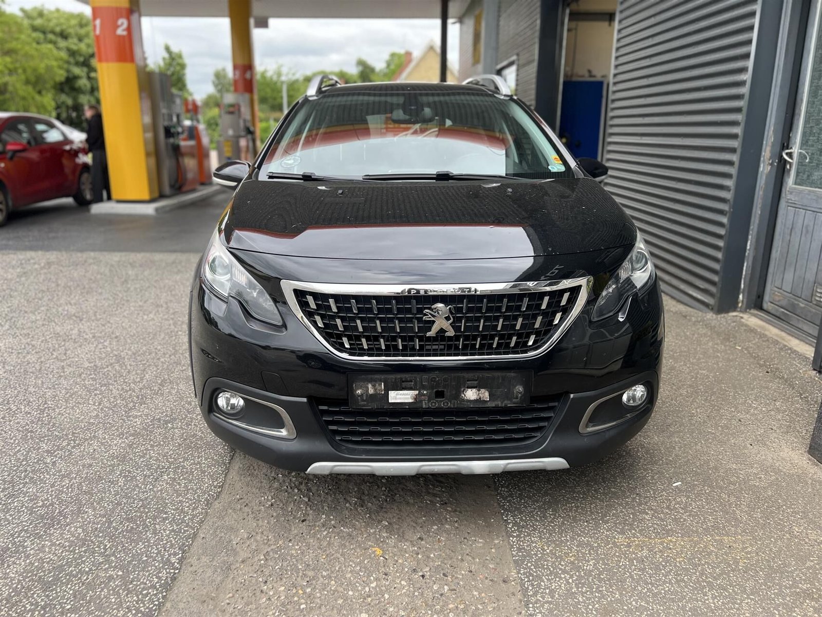 Brugt Peugeot 2008 1,2 PureTech Selection Sky 82HK 5d til salg