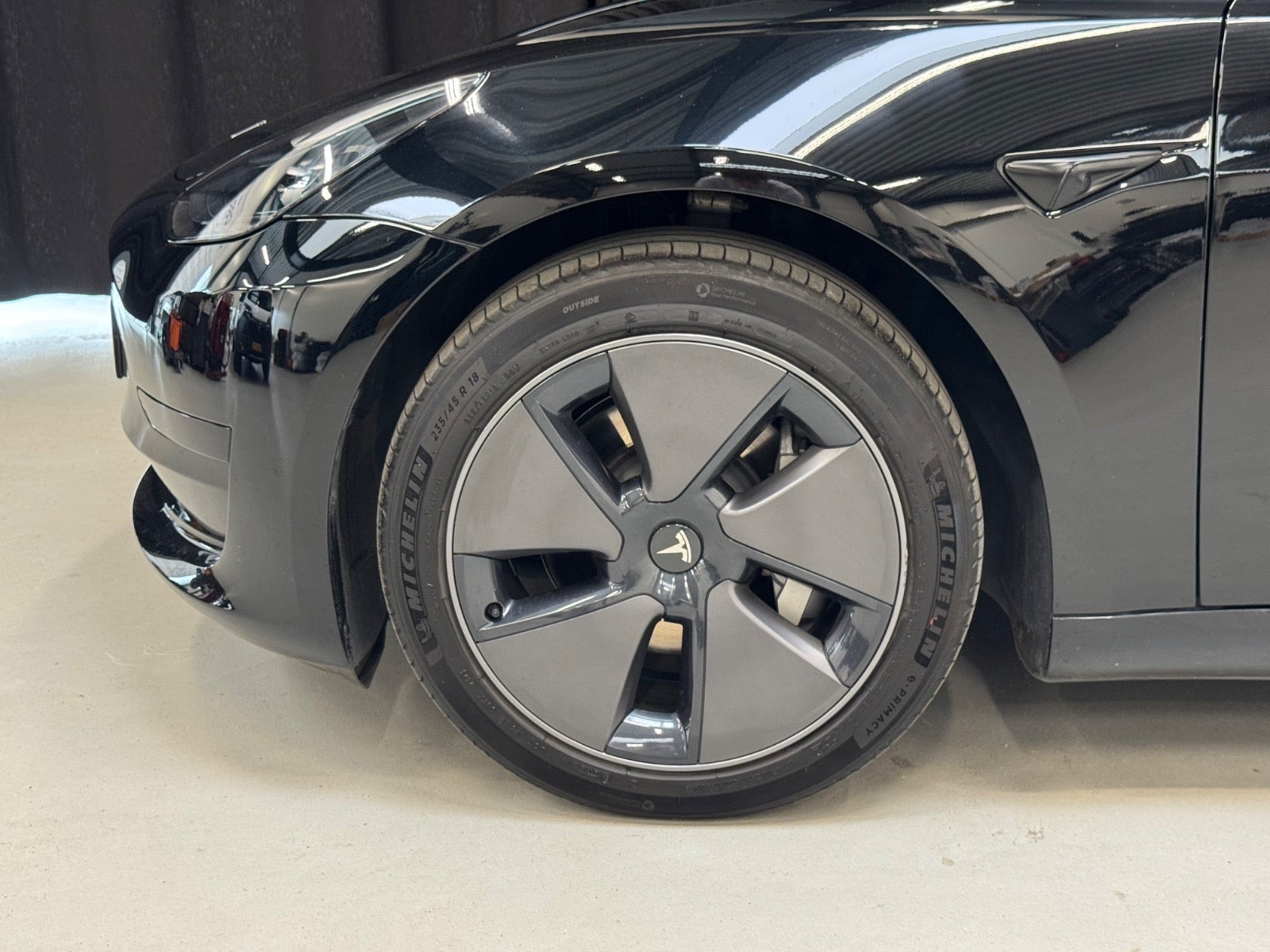 Brugt Tesla Model 3 Standard Range+ RWD til salg