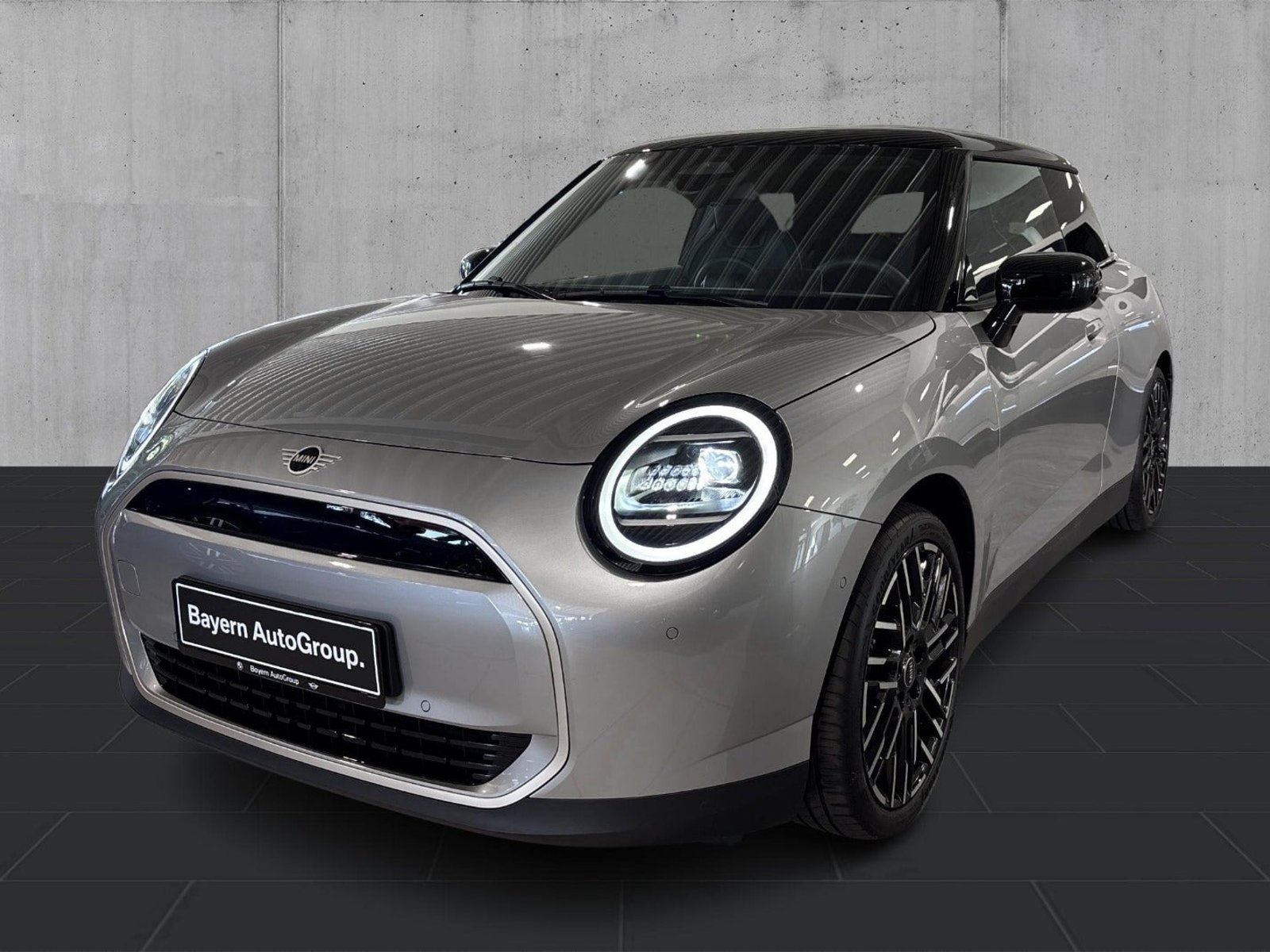 Brugt Mini Cooper E Favoured Trim M til salg
