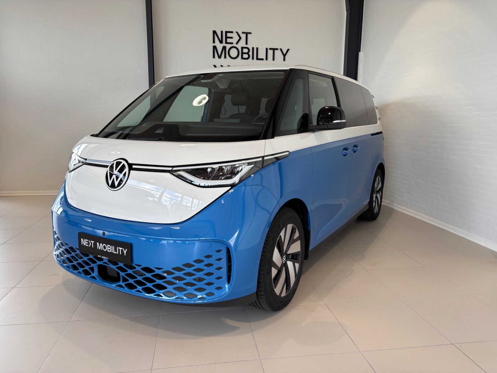 Fabriksny VW ID. Buzz 79 Life SWB til salg