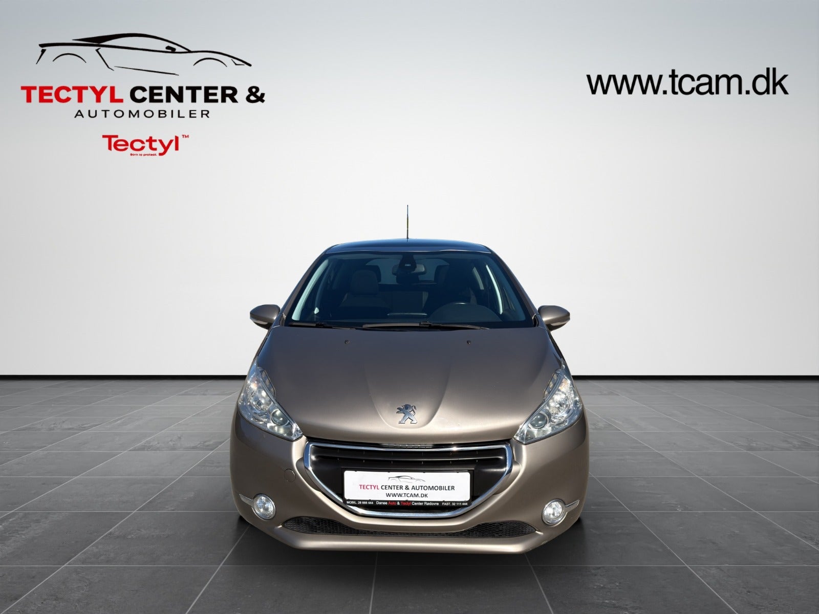 Til salg - Peugeot 208 5-door 1.2 VTi 82 Manual, 5-trins, 82ps, 2014 ...