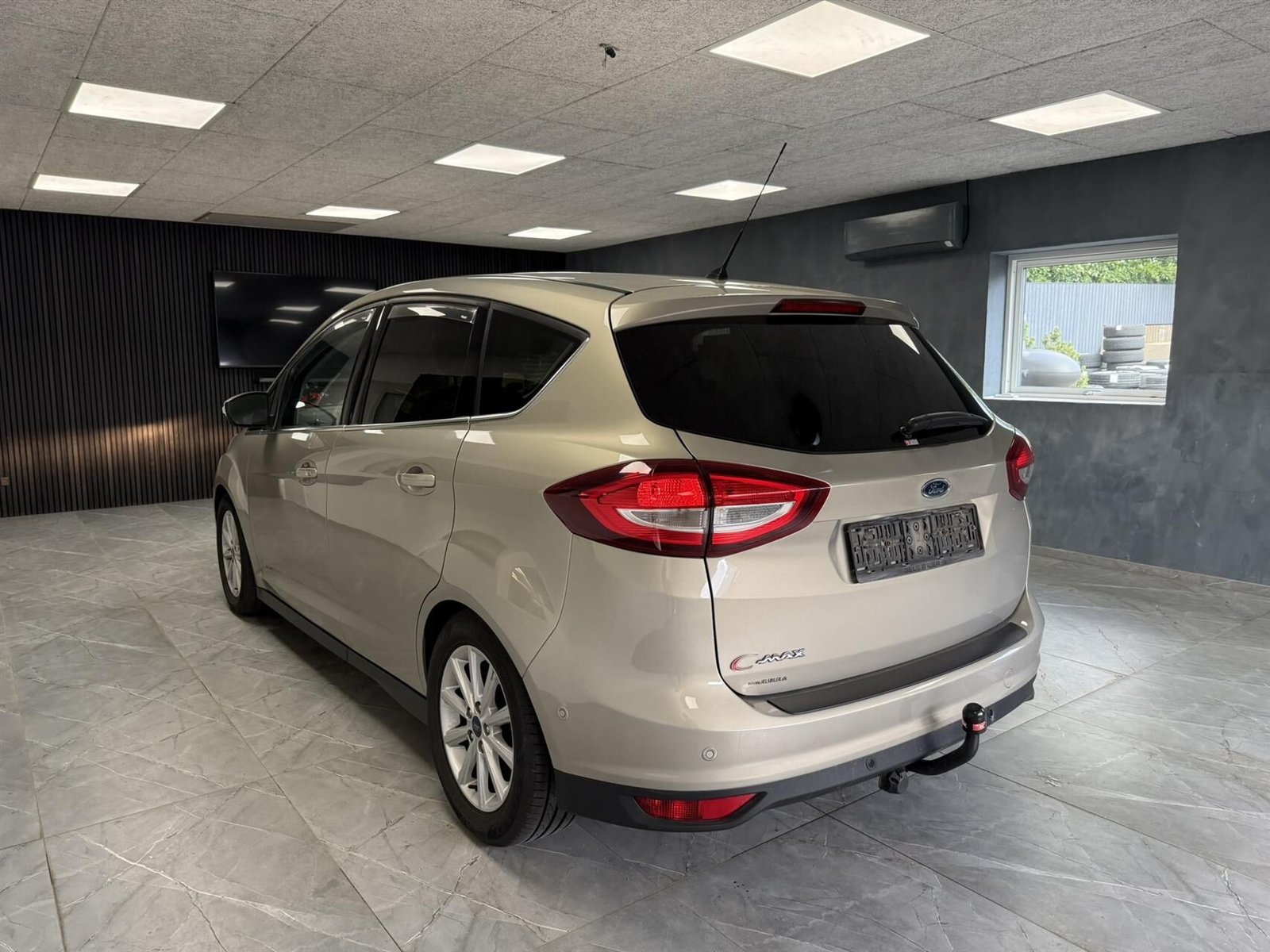 Brugt Ford C-MAX 1,0 EcoBoost Titanium 125HK 6g til salg