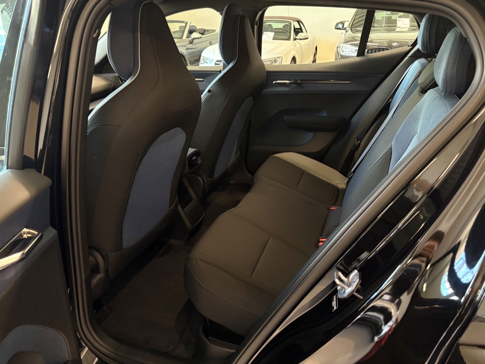 Brugt Volvo EX30 Extended Range Core til salg