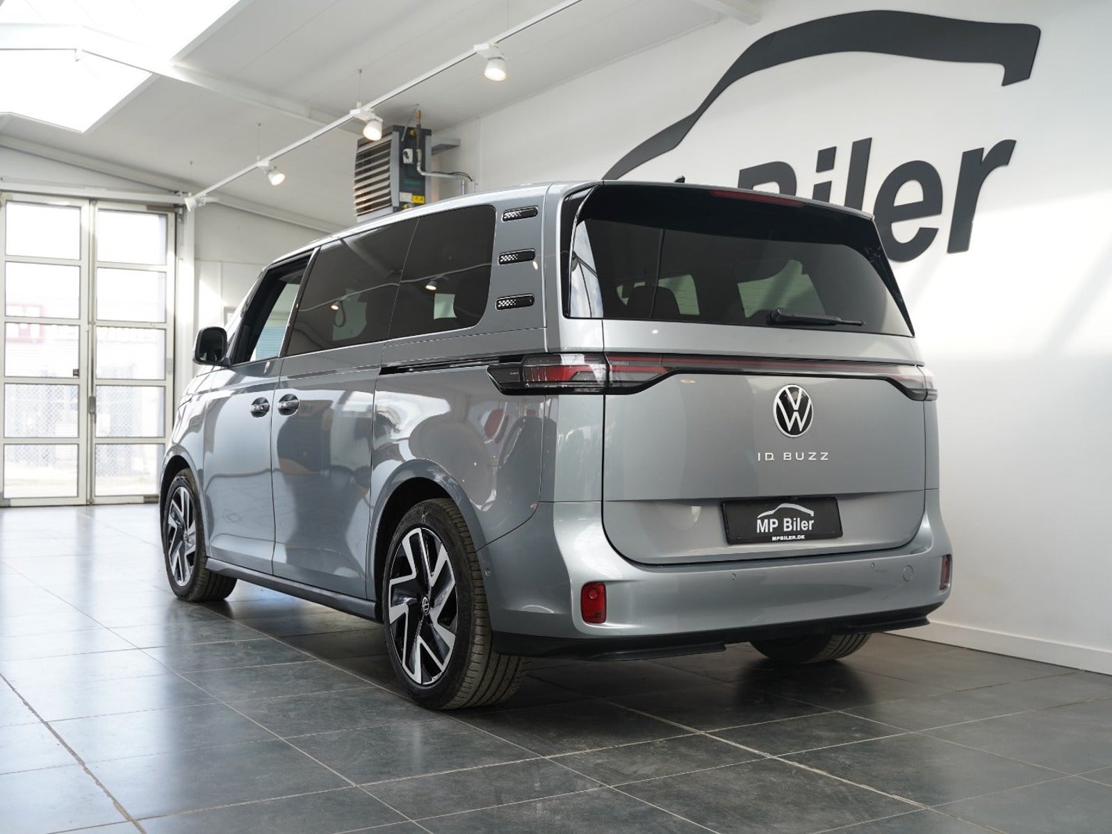 Brugt VW ID.Buzz Pro SWB til salg