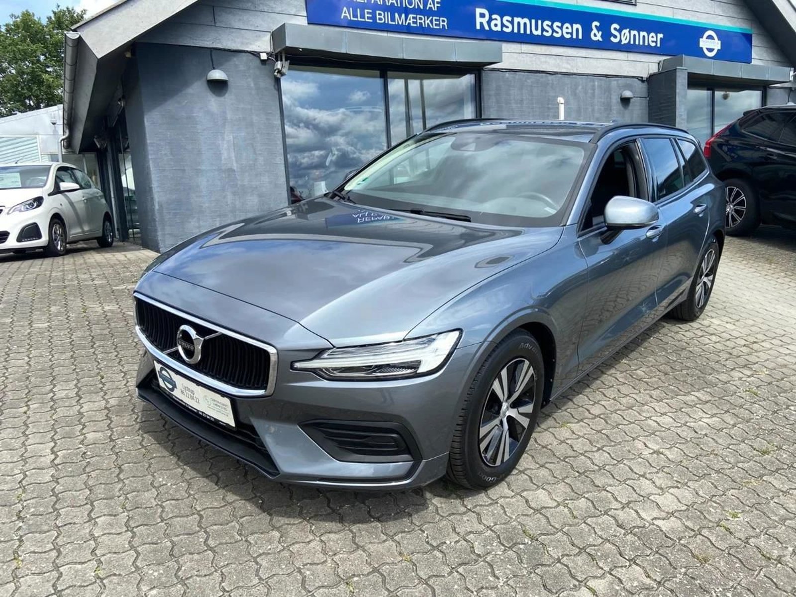 Brugt Volvo V60 2,0 D3 Eco Momentum 150HK Stc 6g til salg