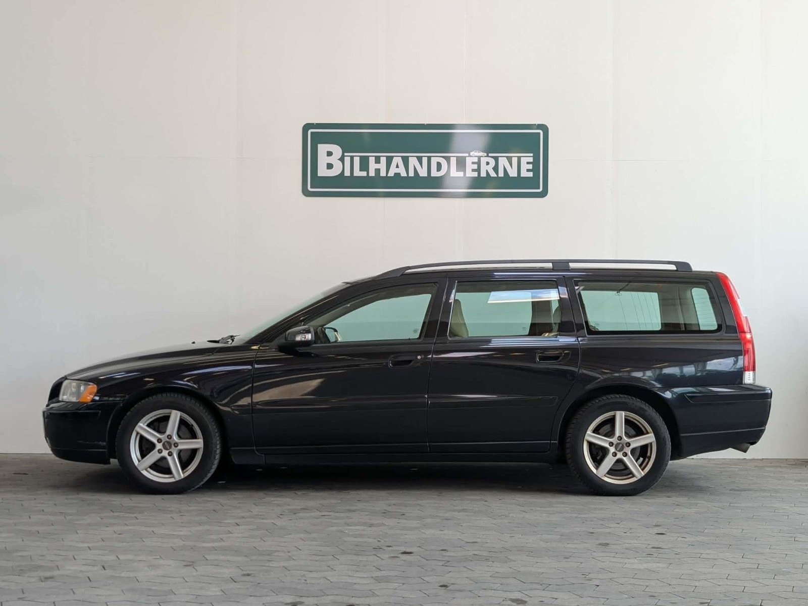 Brugt Volvo V70 2,4 140 Classic til salg