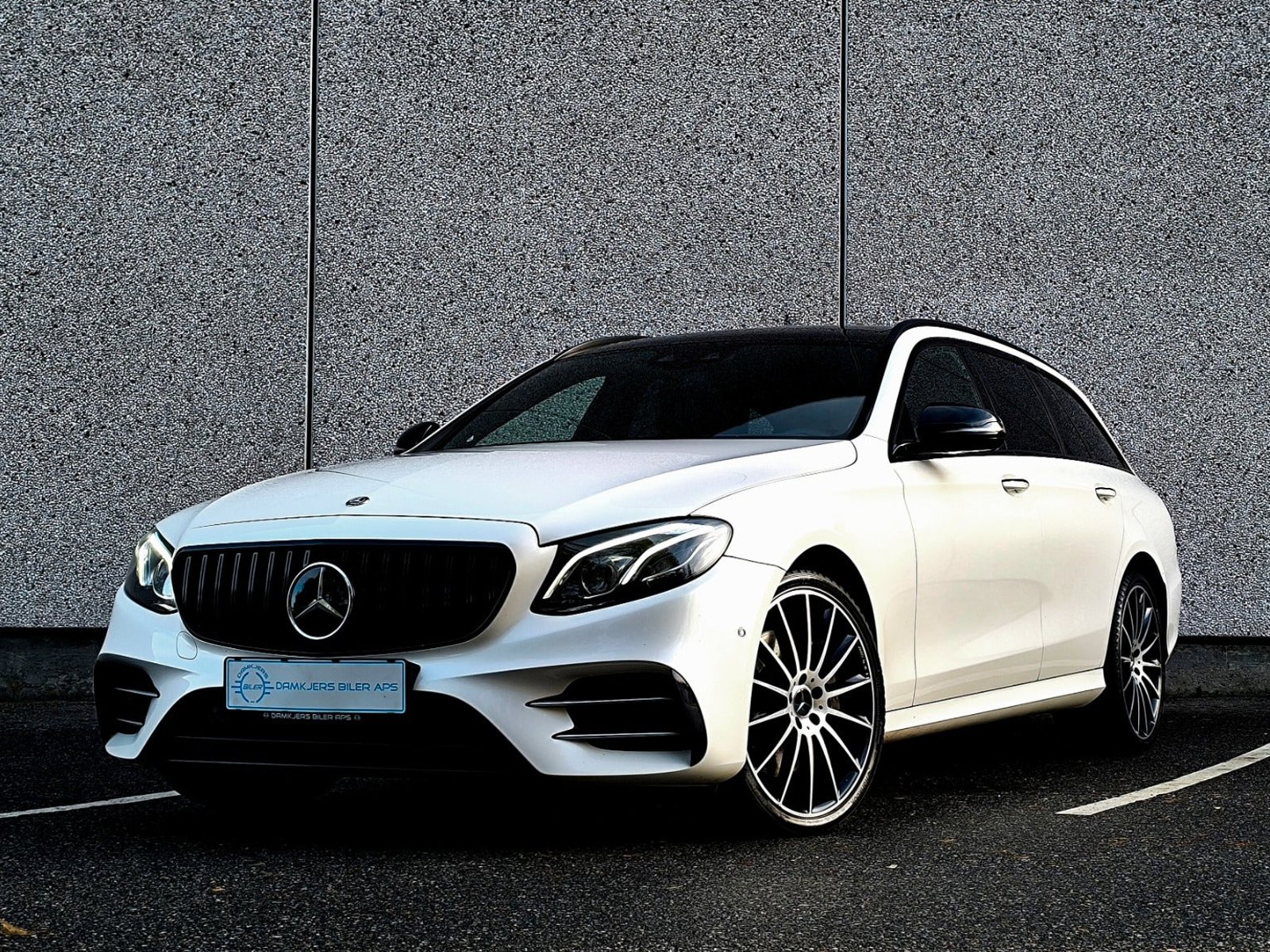 Brugt Mercedes-Benz E350 d 3,0 AMG Line stc. aut. 4Matic til salg