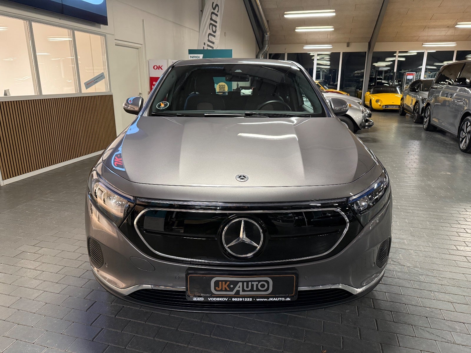 Brugt Mercedes-Benz EQA250+ Electric Art til salg