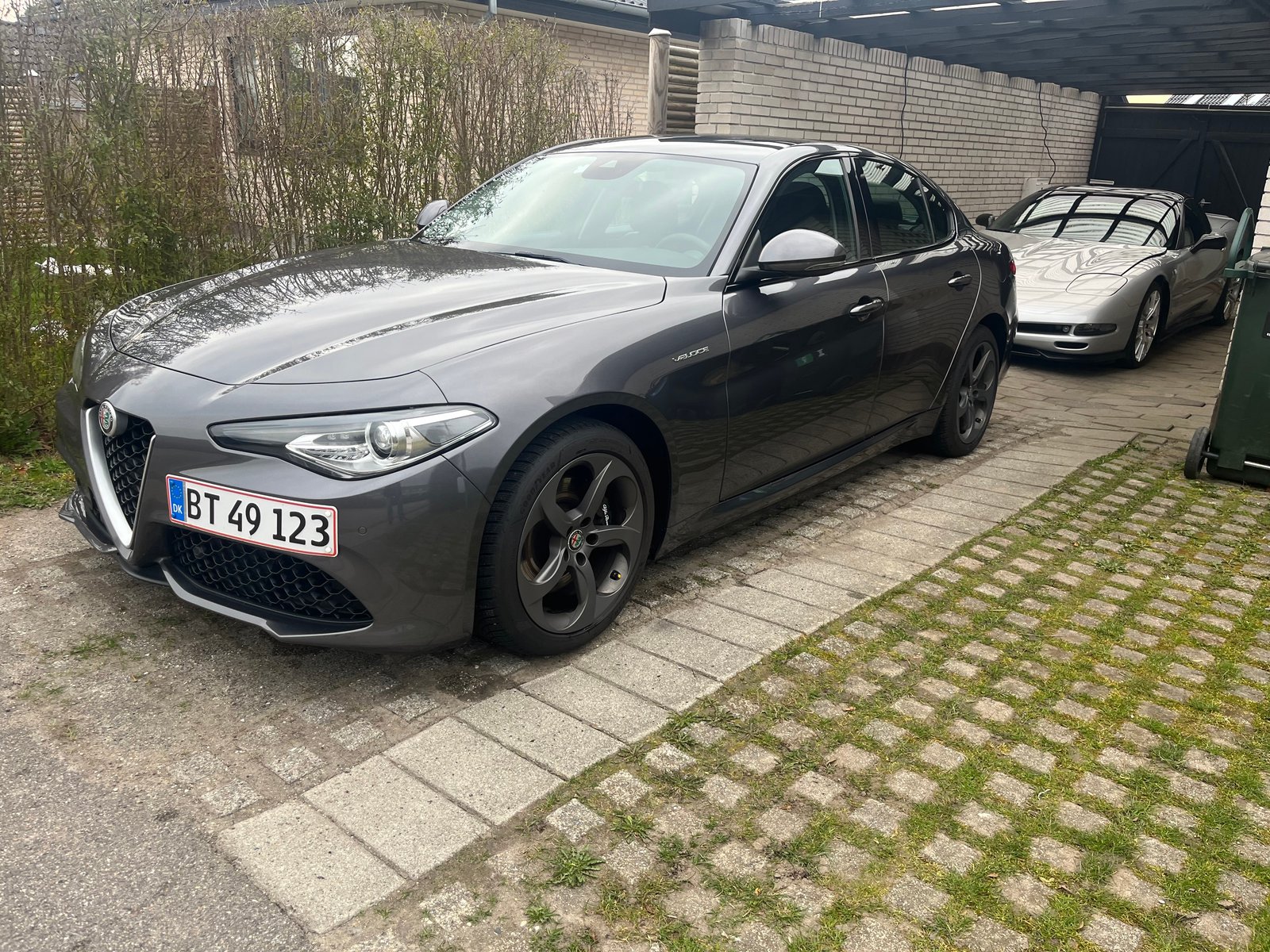 Brugt Alfa Romeo Giulia 2,0 Turbo Veloce Q4 280HK 8g Aut. til salg