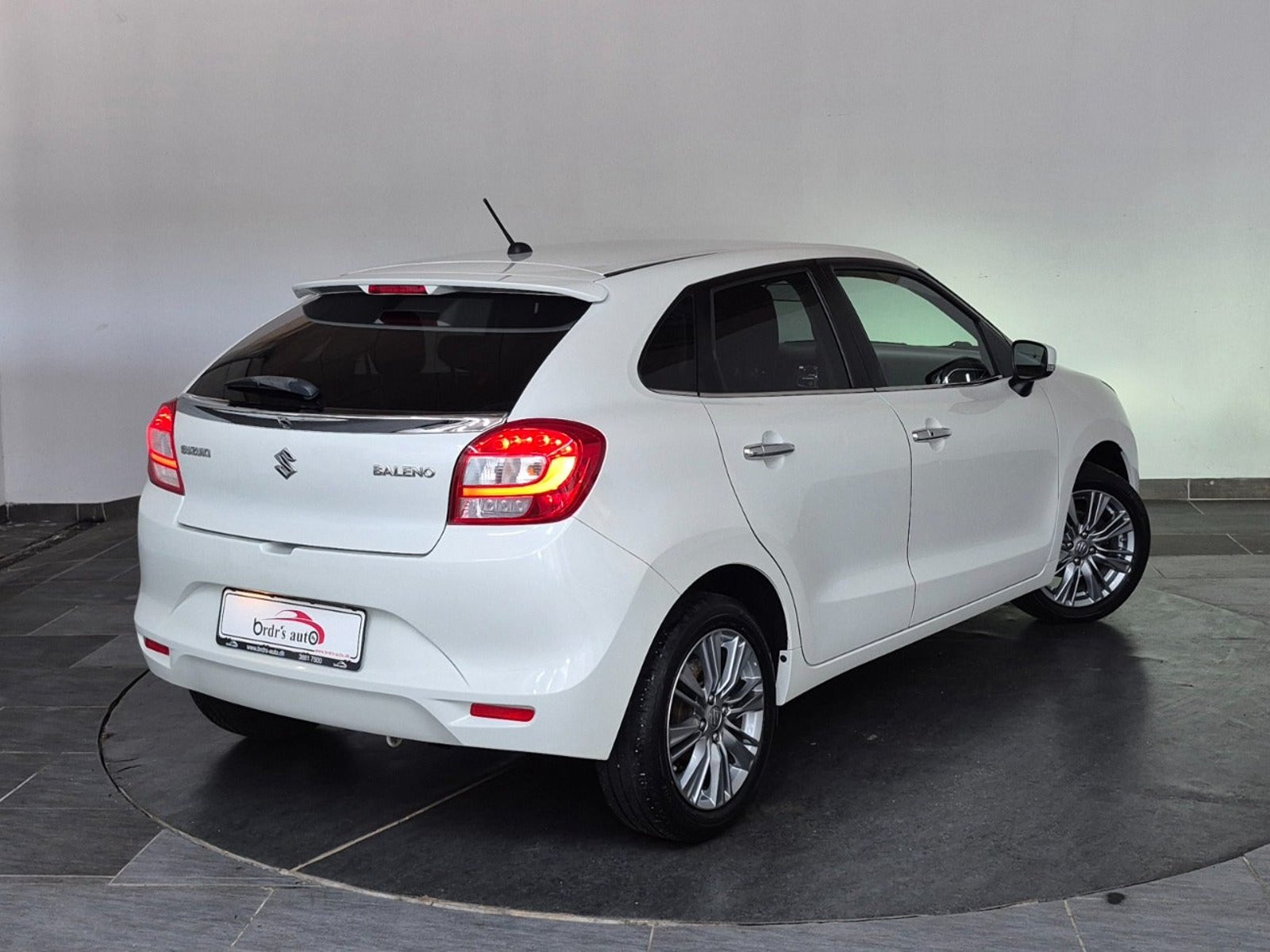 Brugt Suzuki Baleno 1,2 Dualjet Exclusive til salg