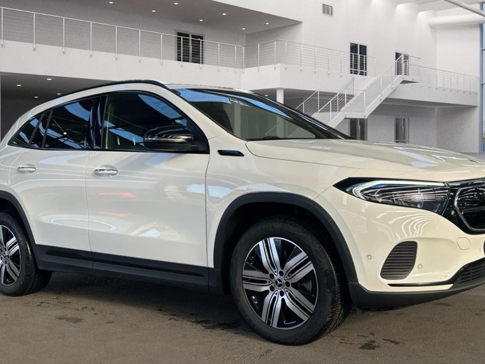 Brugt Mercedes-Benz EQA250 Electric Art til salg