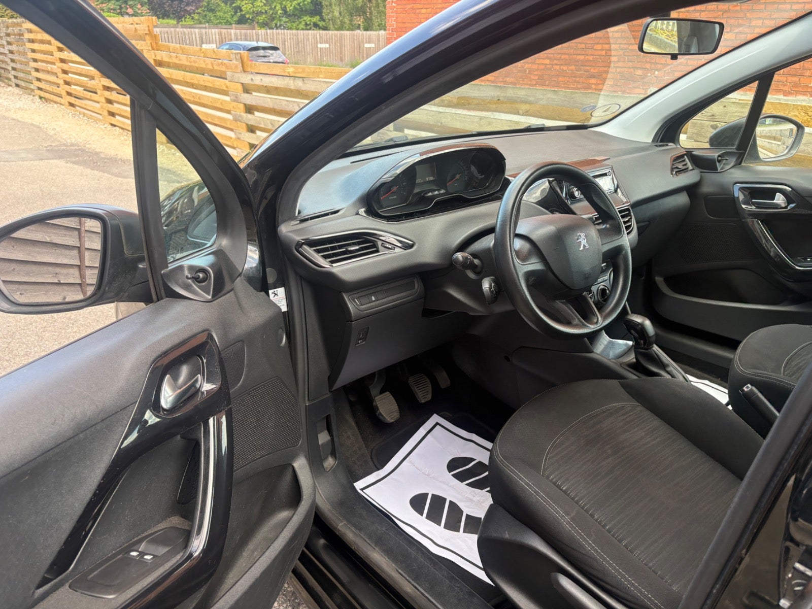 Brugt Peugeot 208 1,0 VTi Access til salg
