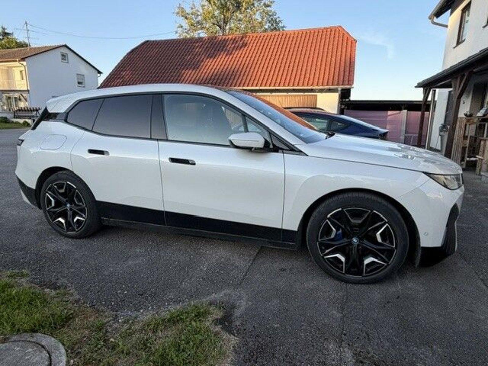Brugt BMW iX 40 EL Fully Charged Sport XDrive 326HK 5d Aut. til salg