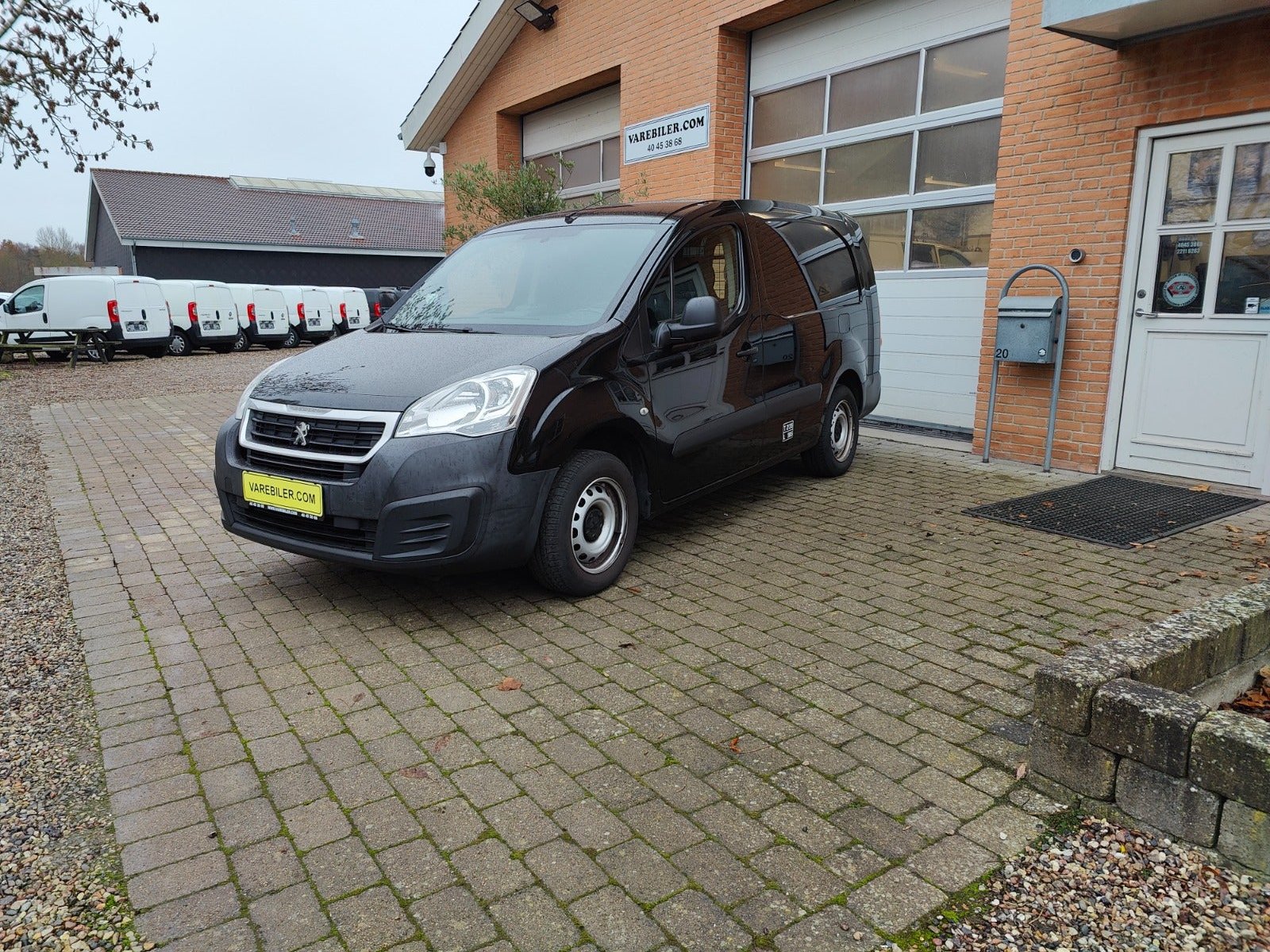 Brugt Peugeot Partner 1,6 BlueHDi 100 L2 Flex Van til salg