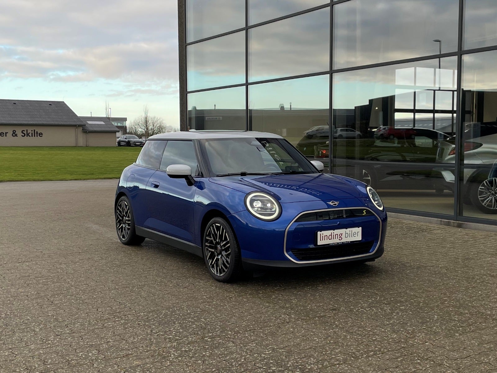 Brugt Mini Cooper SE Favoured Trim XL til salg