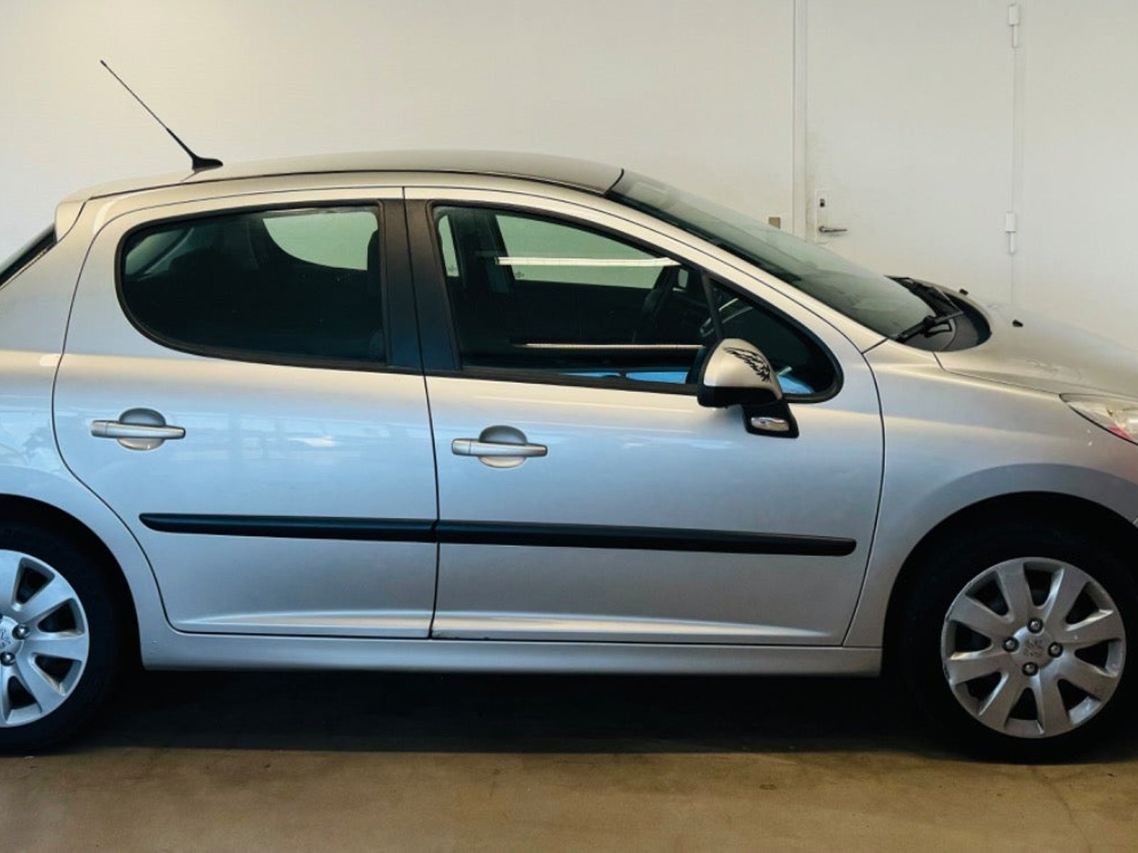 Brugt Peugeot 207 1,6 VTi S16 til salg