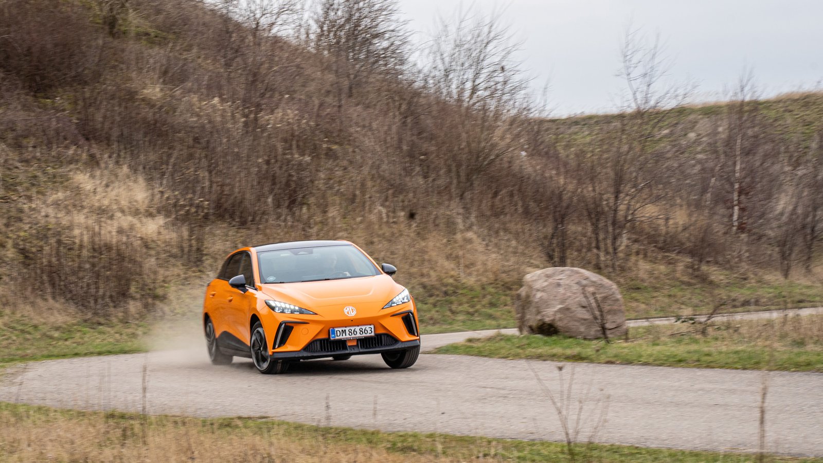 Testkørsel af elbil MG4, en god og billig elbil og praktisk – men ikke ...